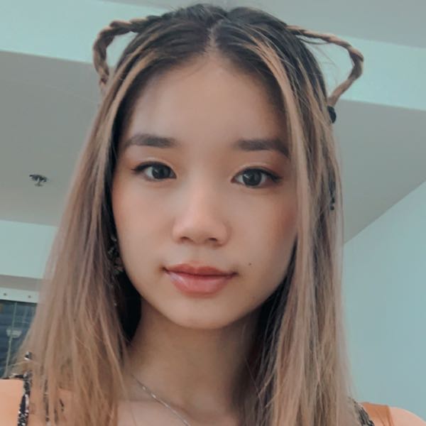 My linktree 🦋 | Twitter, TikTok, Twitch | Linktree