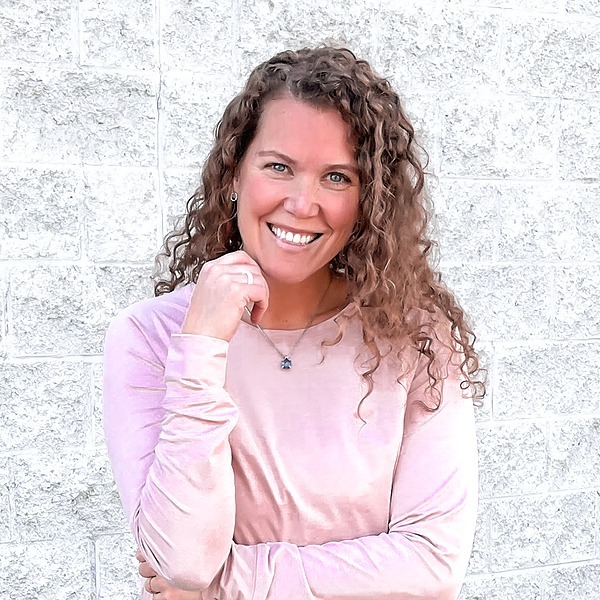 Kaela | Instagram, Facebook | Linktree