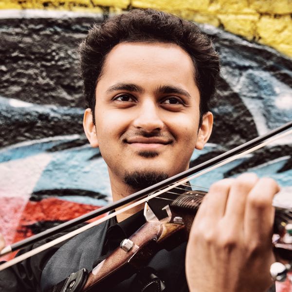 Rohan Roy | Twitter, Instagram, Facebook, TikTok | Linktree