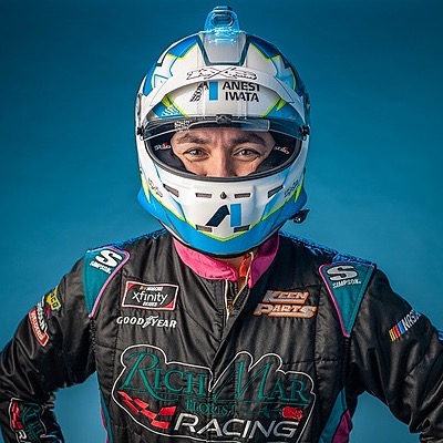 Ryan Ellis | Twitter, Instagram, Facebook, Twitch | Linktree