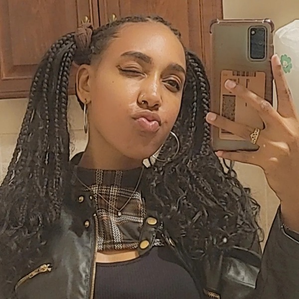 Your New Favorite Model | Instagram | Linktree