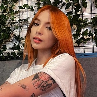 Peach | Twitter, Instagram, Facebook, TikTok | Linktree