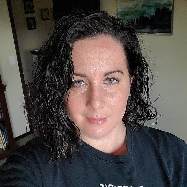 Momma Chaos | Instagram, TikTok | Linktree