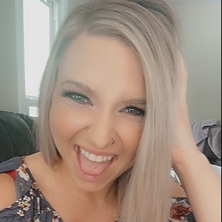 Brittni | Instagram, Facebook, TikTok | Linktree