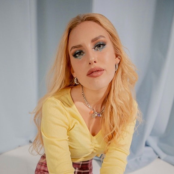 IGA | Instagram, YouTube, Spotify, Facebook, TikTok | Linktree