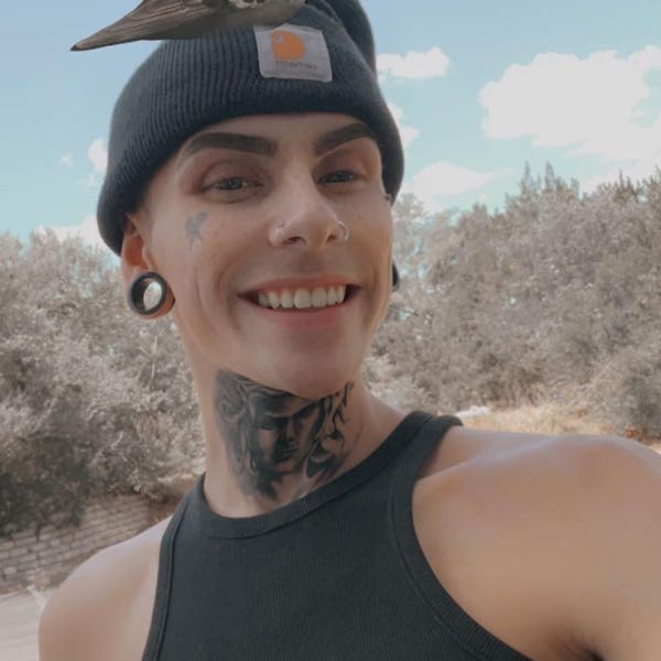 𝚟 𝚒 𝚗 𝚌 𝚎 𝚗 𝚝 | Twitter, Instagram | Linktree