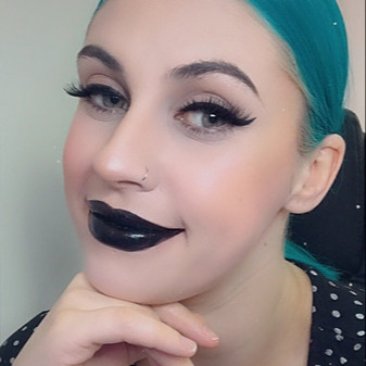 PixieOnTwitch | Twitter, Instagram, TikTok, Twitch | Linktree