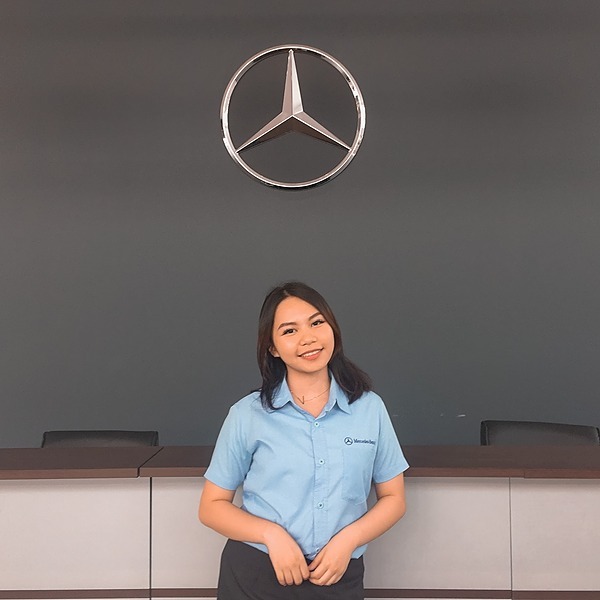 Valentine Mercedes Benz Instagram Facebook Tiktok Linktree