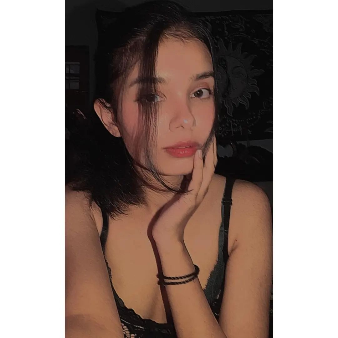 rachel___gill | Instagram, Facebook | Linktree