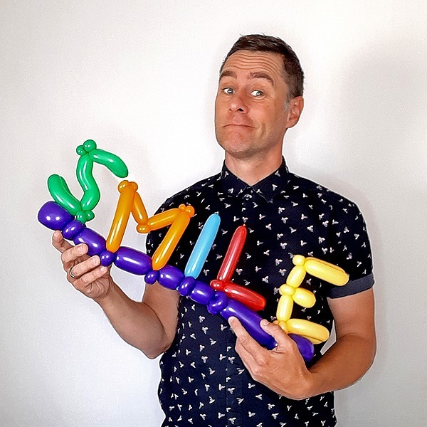 The Bow Tie Balloon Guy | Instagram, YouTube, Facebook | Linktree