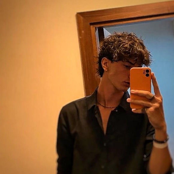 Taha Berk Kayış | Instagram, YouTube, Spotify, TikTok | Linktree