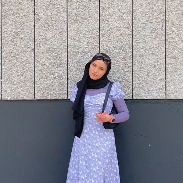 Bella Amin | Twitter, Instagram, TikTok | Linktree