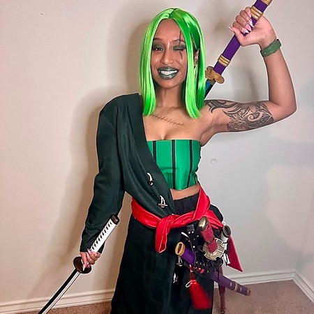 Sasha Hatake | Twitter, Instagram, TikTok | Linktree