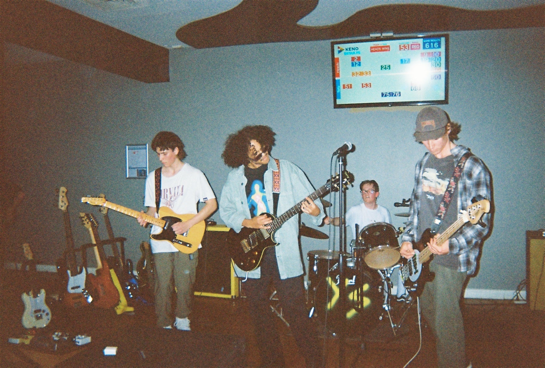 Inside Lane | Instagram, Facebook | Linktree