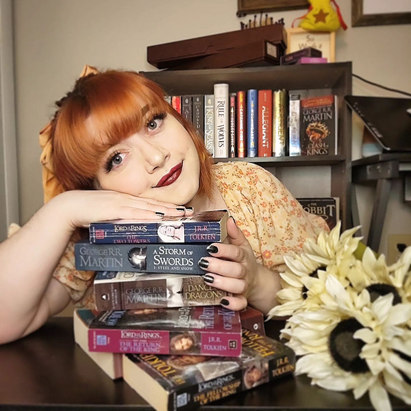 Ashley | @ashleysreadingroom | Twitter, Instagram, TikTok | Linktree