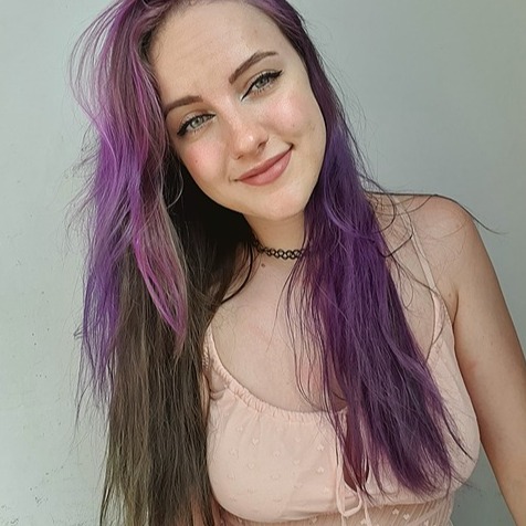 loreenatv | Twitter, Instagram, YouTube, Spotify, Twitch | Linktree