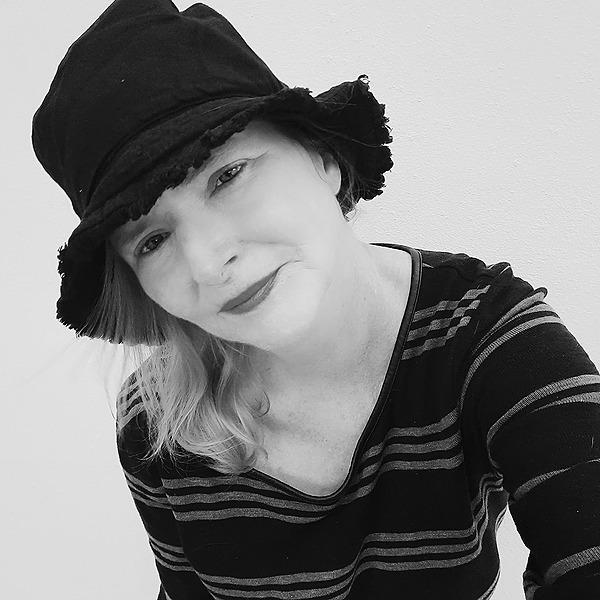 Pet Artist Mary Carnot | Instagram | Linktree