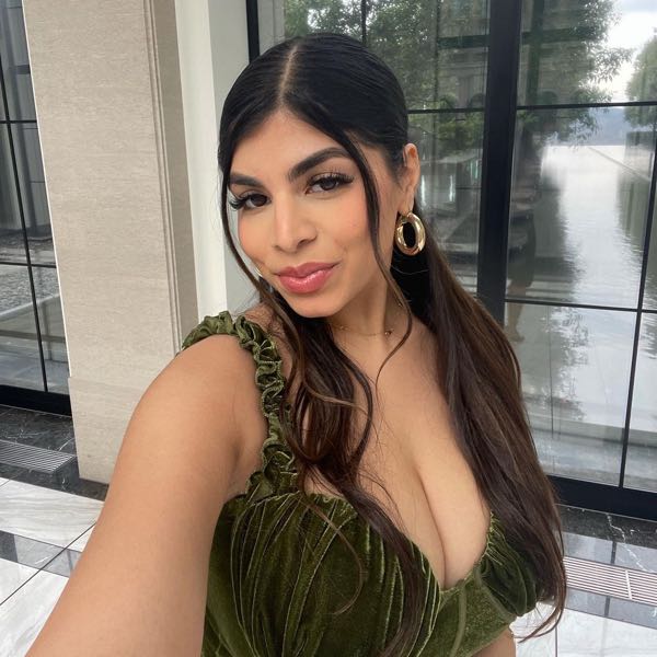 deeva | TikTok | Linktree