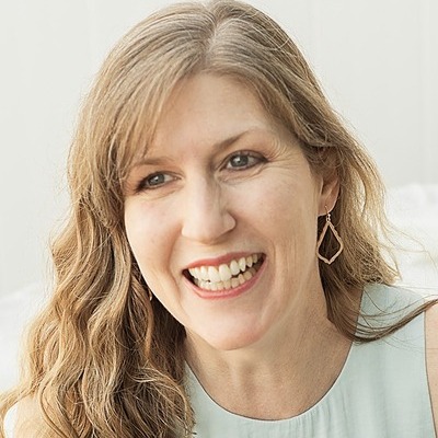 Debbie_Cromack_Author | Twitter, Instagram, Facebook | Linktree