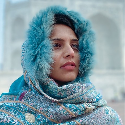 Roshani Shah | Twitter, Instagram, Facebook | Linktree