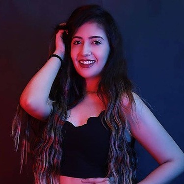 Elsa Soto | Instagram, Facebook, TikTok | Linktree