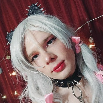 Emily Gape | Twitter | Linktree