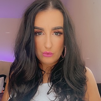 Khloee | Twitter, Instagram, TikTok | Linktree