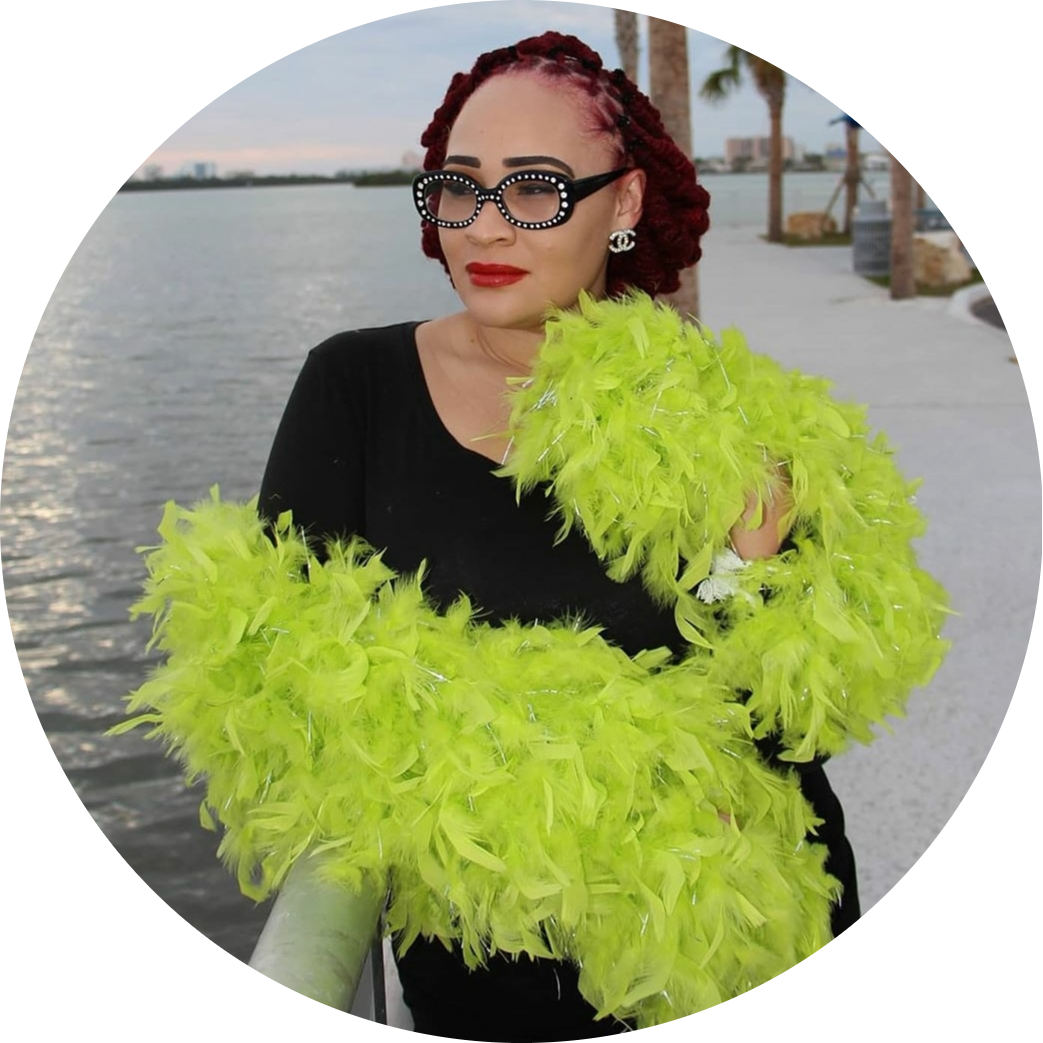 Ms.Dee | Twitter, Instagram, YouTube, Facebook | Linktree