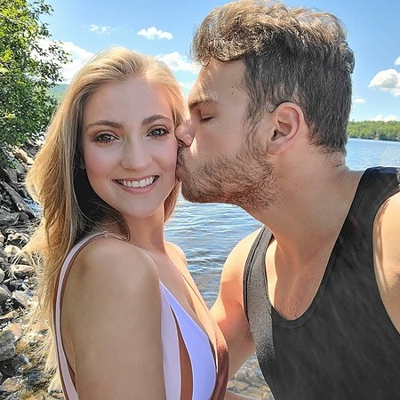 Steven & Danielle | Instagram, TikTok | Linktree