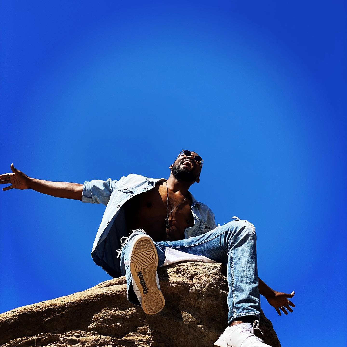 JB Ball | Twitter, Instagram, YouTube, Spotify, Facebook | Linktree