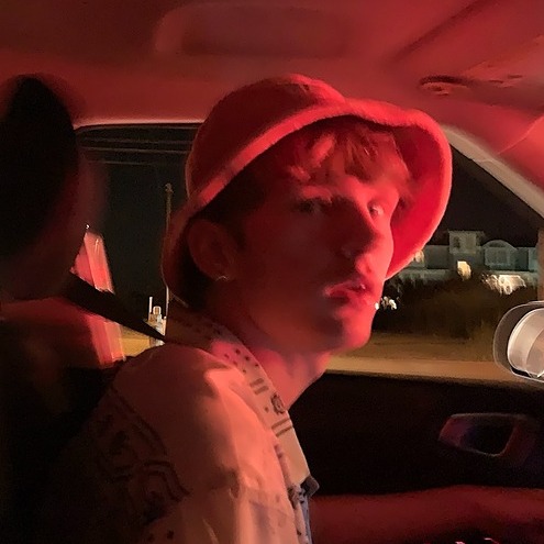 Angus Wayne | Instagram, TikTok | Linktree