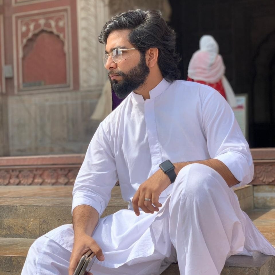 M Mujtaba Ahsan Khalid | Instagram, Facebook | Linktree