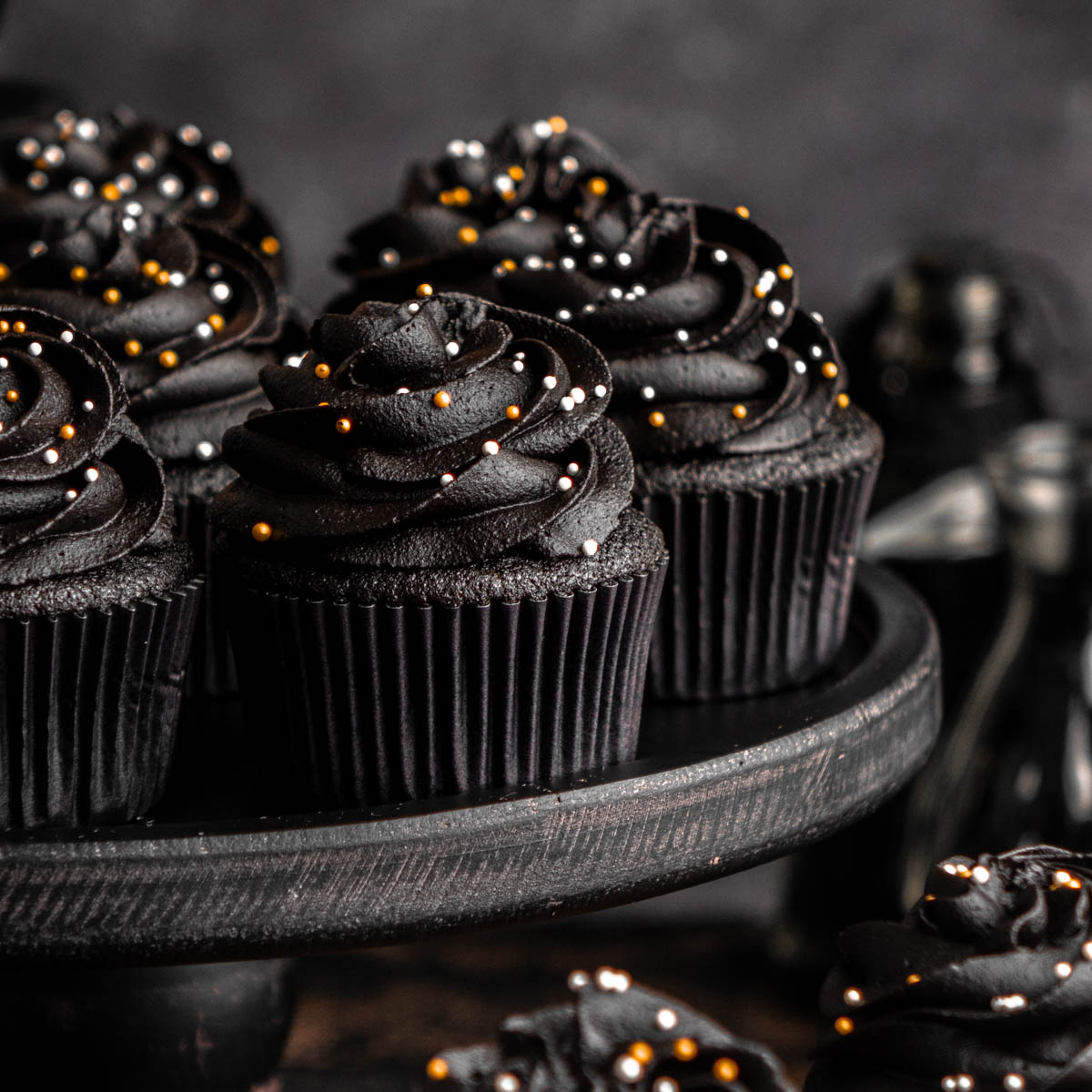 inbloombakery | Instagram, TikTok | Linktree