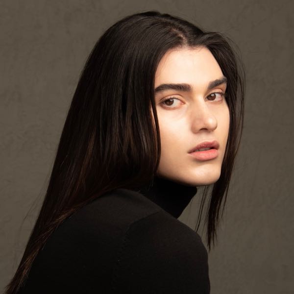 A N T O N I O | Instagram, TikTok | Linktree