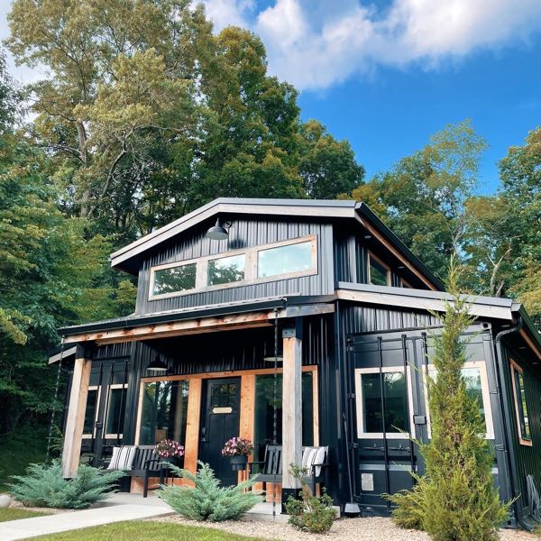 CREATIVE CABINS | Linktree