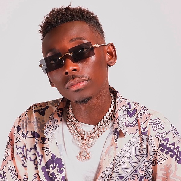 Melo_Price | Twitter, Instagram | Linktree