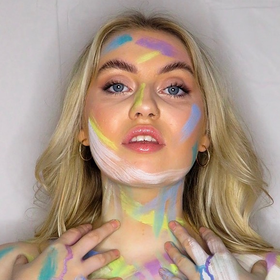 Reya Jayne | Twitter, Instagram, TikTok | Linktree