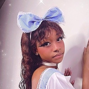 accelgirl | Twitter, Instagram, TikTok, Twitch | Linktree