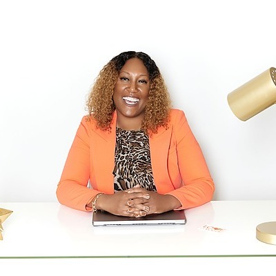 Yolanda Kelly, Matchmaker | Twitter, Instagram, YouTube | Linktree