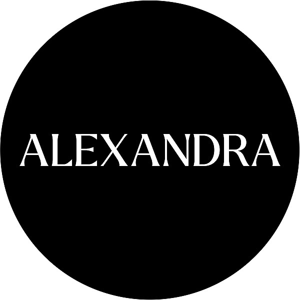 ALEXANDRA | Instagram, Facebook | Linktree