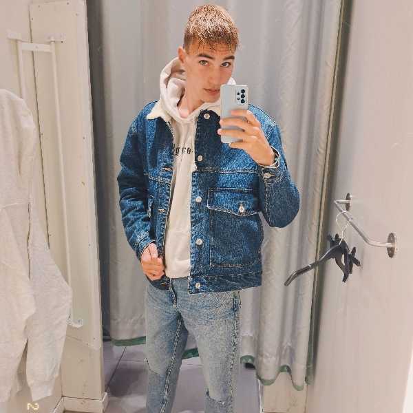 @nick_h | Twitter, Instagram, Spotify, TikTok | Linktree