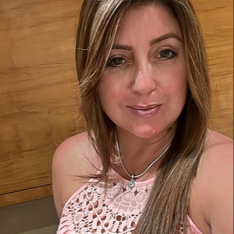 Rachel Rios | Instagram, Facebook, TikTok | Linktree