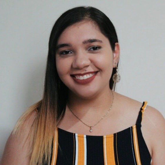 Daniela Oliveira | Instagram | Linktree