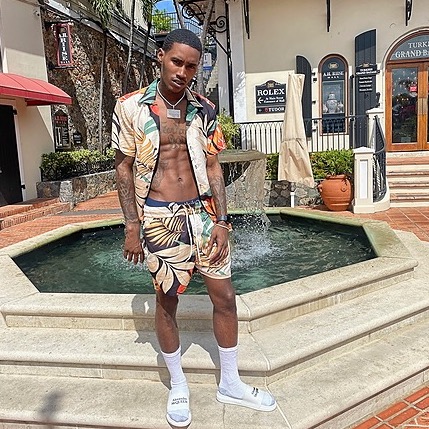 famousacee | Twitter, Instagram, Facebook, TikTok | Linktree