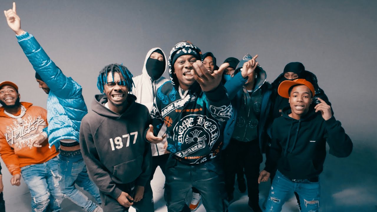 cristinaajen | Twitter, TikTok, Twitch | Linktree