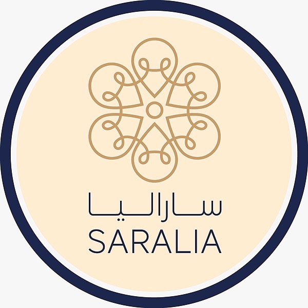 Saralia | Instagram | Linktree