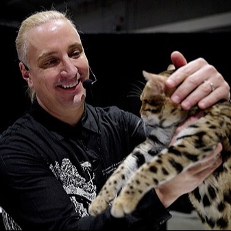 Steven Meserve | Instagram, TikTok | Linktree