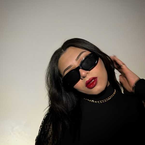 Simona 💫 | Instagram, Facebook, TikTok | Linktree