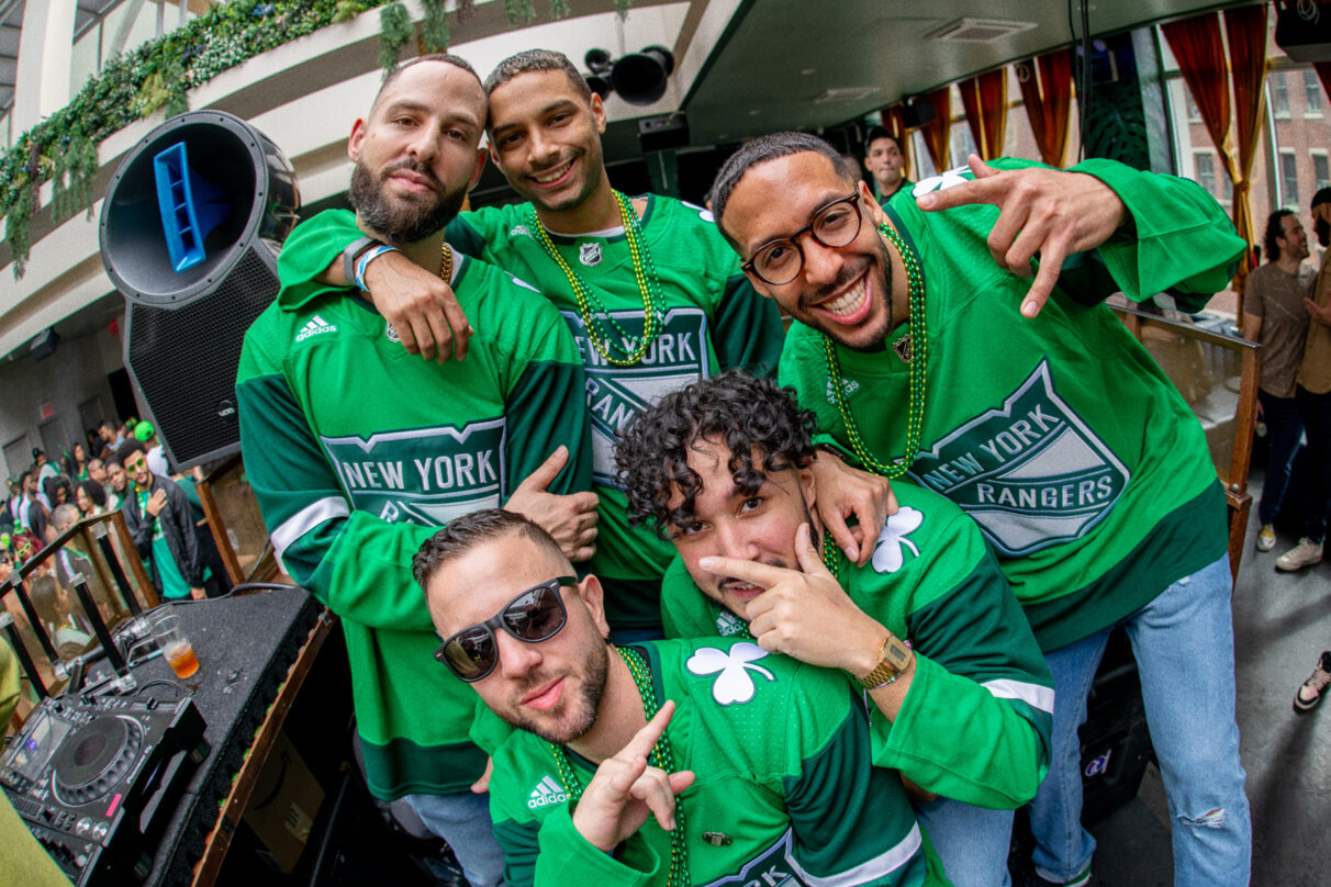 The 9AM Banger | Twitter, Instagram, TikTok | Linktree