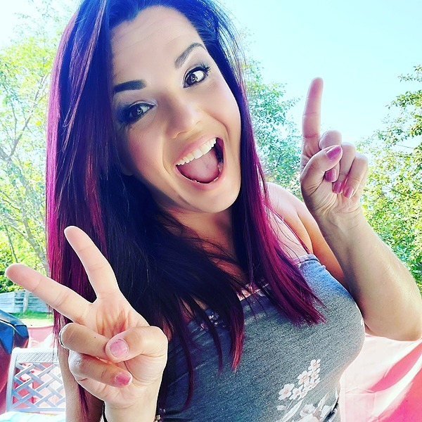 @CathyCôté | Instagram, YouTube, Facebook, TikTok | Linktree